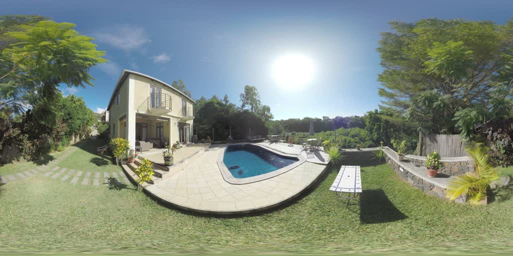 360 VR House with outdoor pool in Mauritius 360º Video | 360Cities