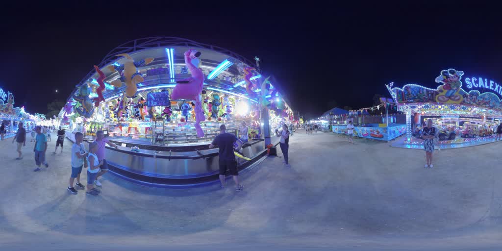 360 VR Night view of funfair with people in Valencia, Spain 360º Video ...