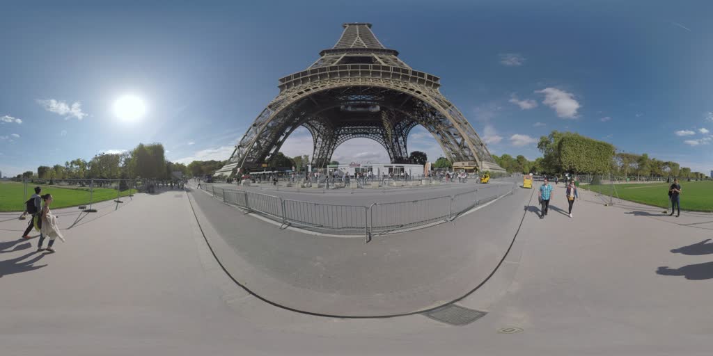 360 VR Gustave Eiffel Avenue with view to Eiffel Tower and Champ de ...